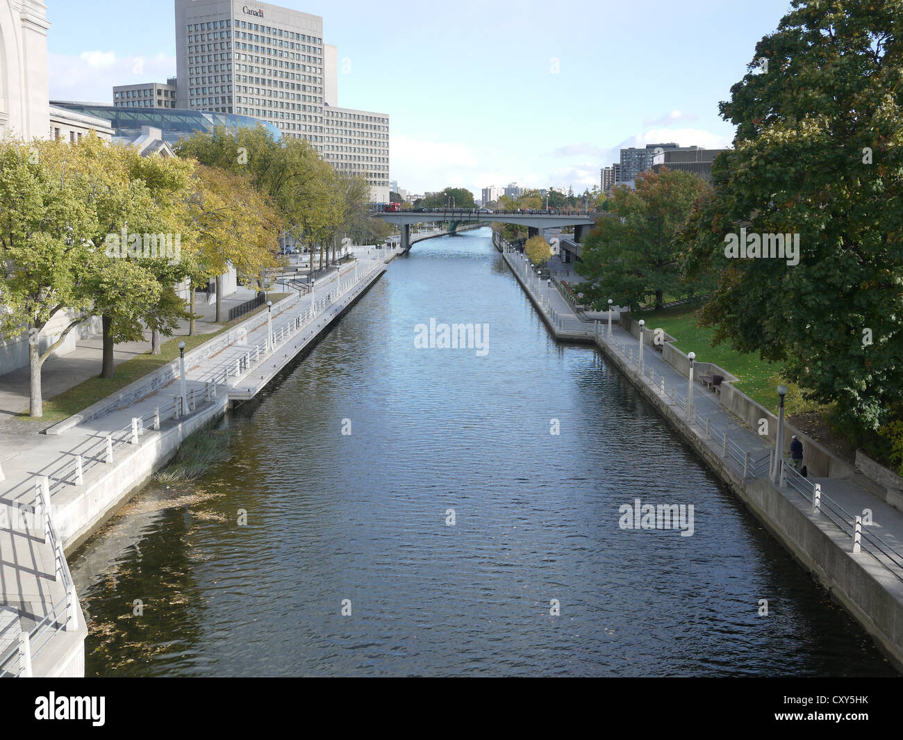 rideau canal ottawa summer Stock Photo - Alamy