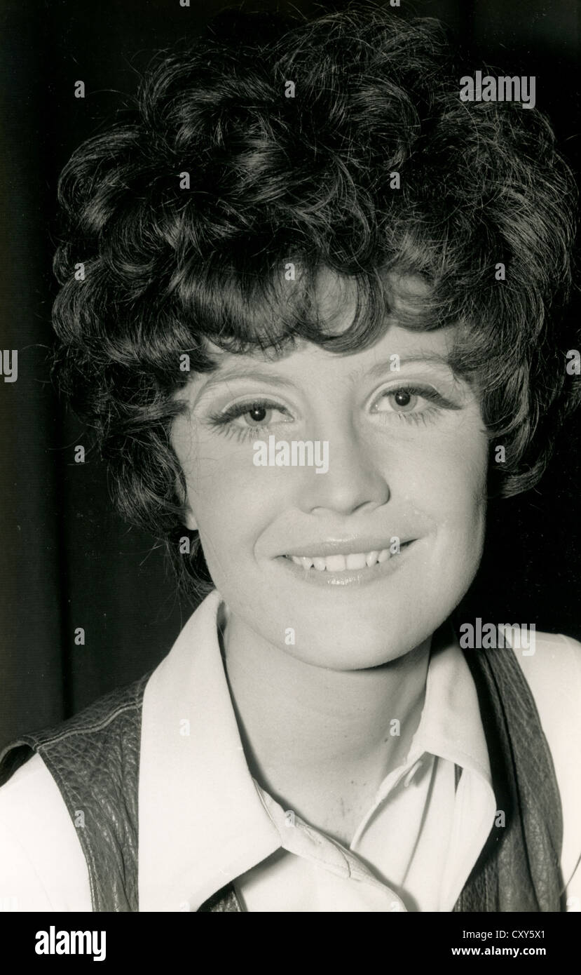SANDIE SHAW UK pop singer in 1968. Photo Tony Gale Stock Photo - Alamy