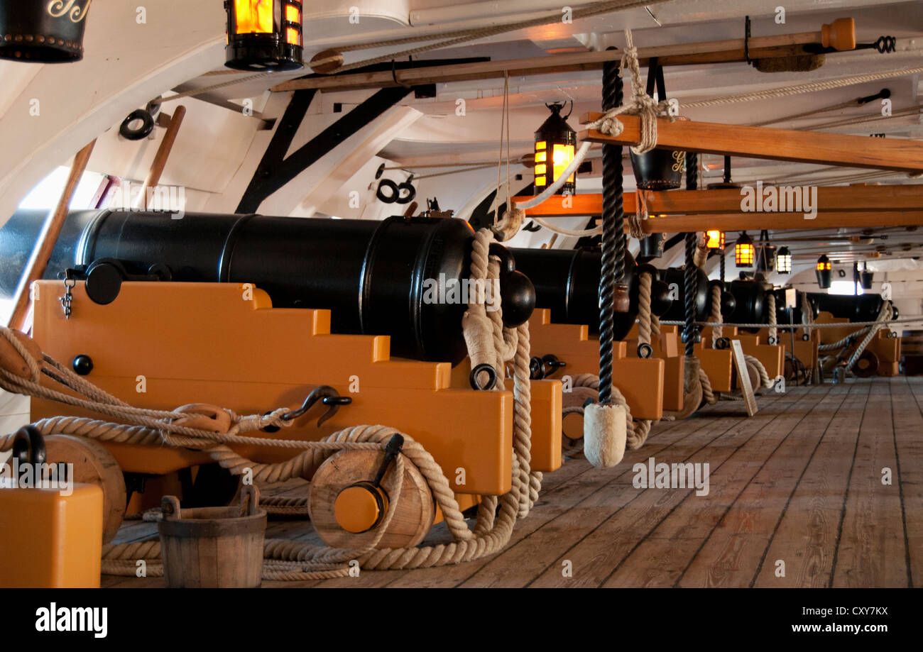 Cannon on upper gun deck of HMS Victory, Portsmouth Historic Dockyard ...