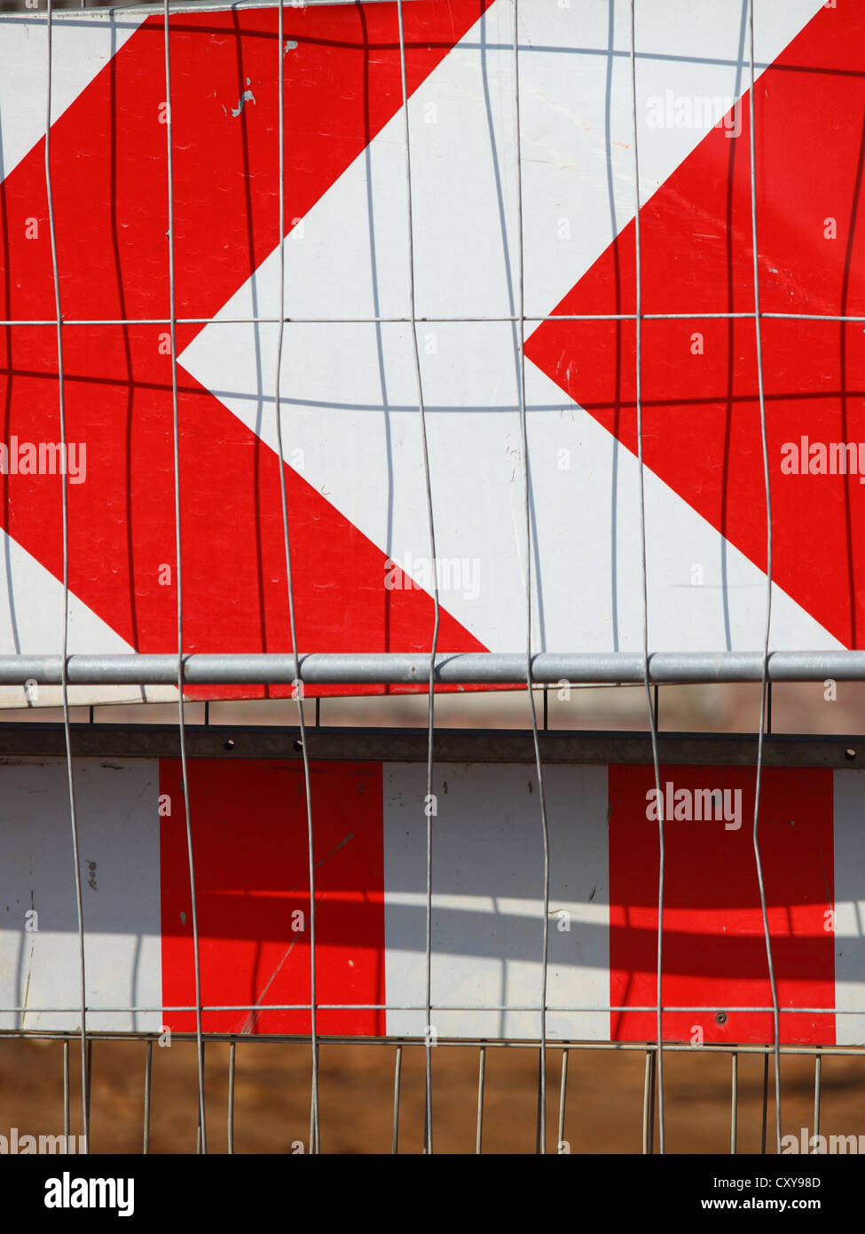 Traffic signs Road Closed warning sign © Voyagerix | Dreamstime.com ...
