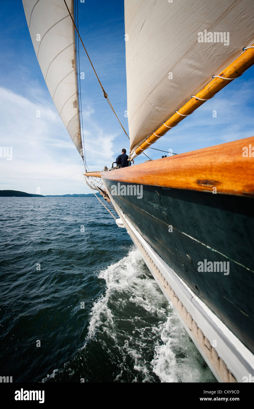 Aboard the historic tall ship "Zodiac" sailing through the San Juan ...