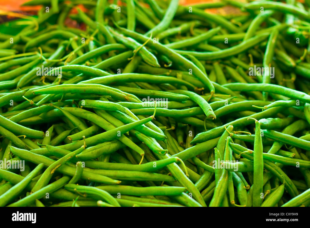 Pile of string beans hi-res stock photography and images - Alamy