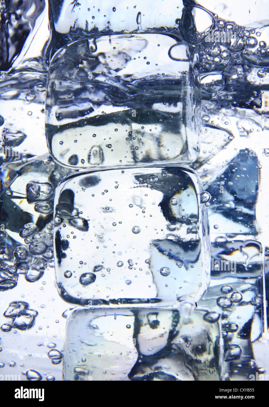 Ice cubes, mineral water, detail view, close-up Stock Photo - Alamy