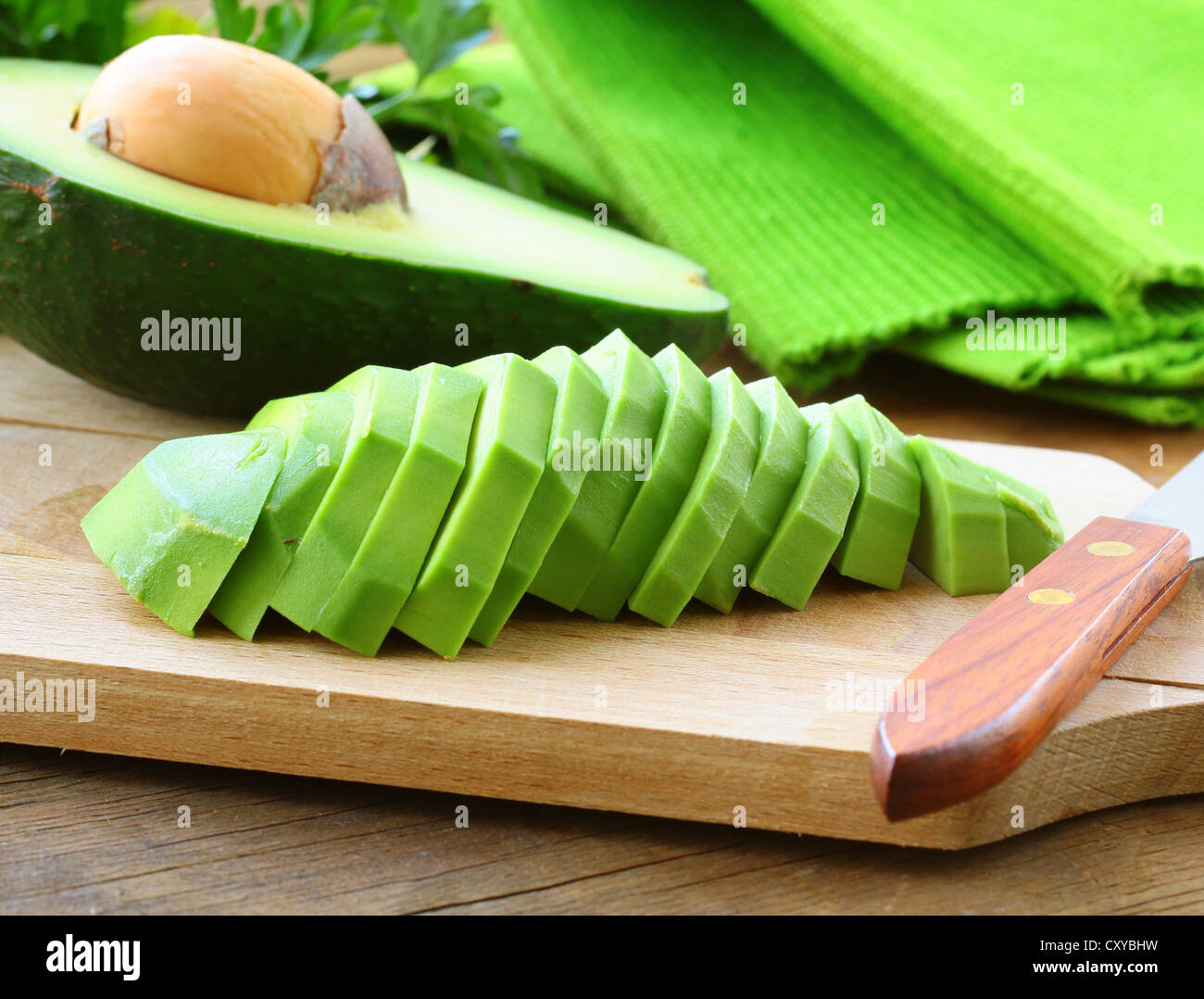 Avocado sliced hi-res stock photography and images - Alamy