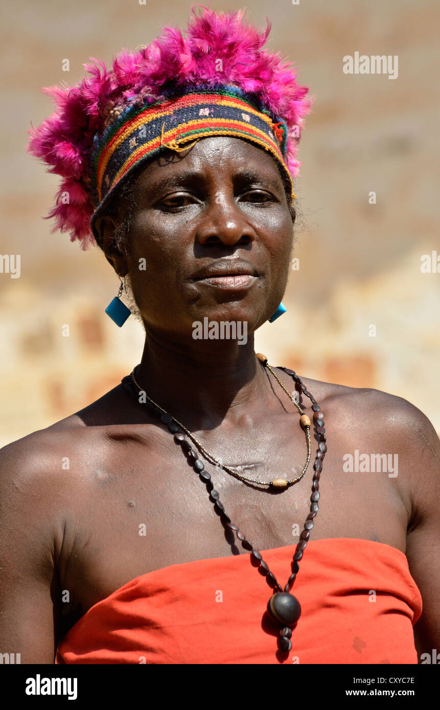 One of the wives of King Fon Abumbi II in traditional costume dancing ...