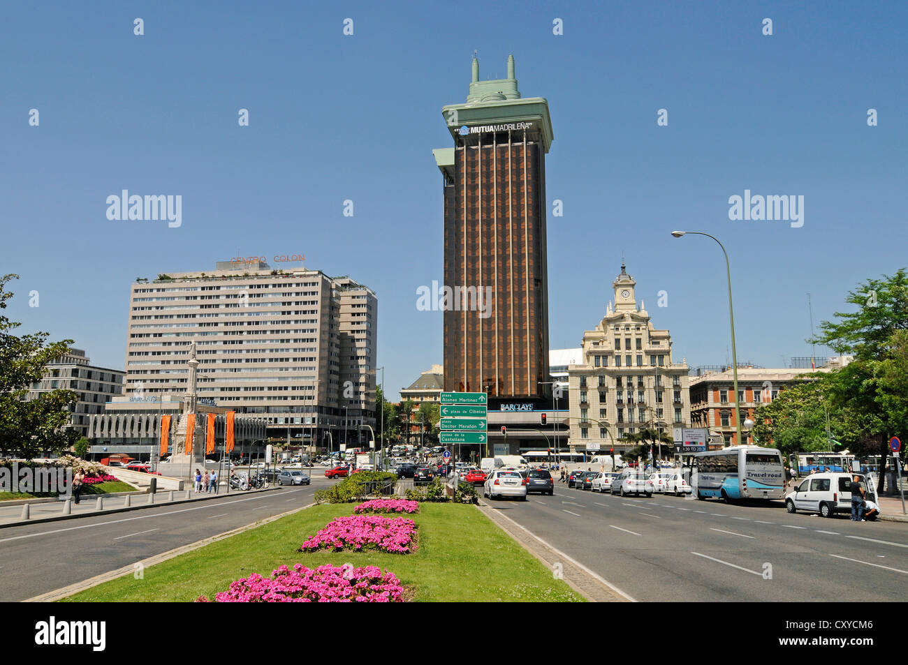 Torres de Colón, high-rise building, Plaza de Colón, main street ...