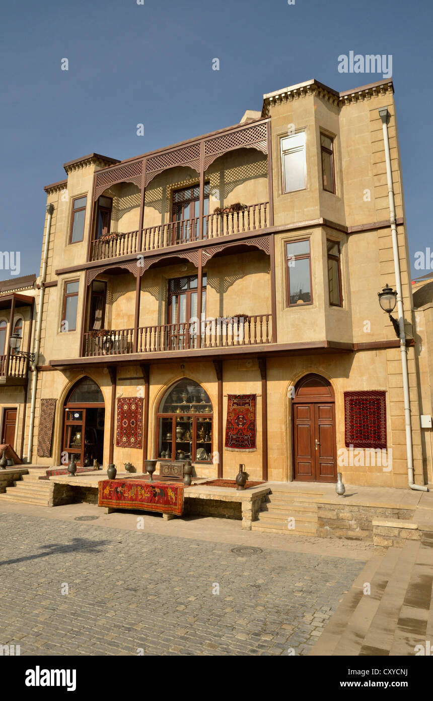 House facade in the historic town centre of Baku, UNESCO World Heritage ...