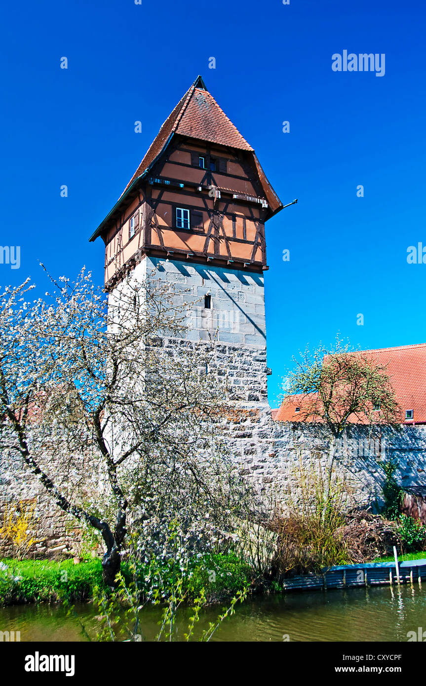 City wall with watchtower hi-res stock photography and images - Alamy