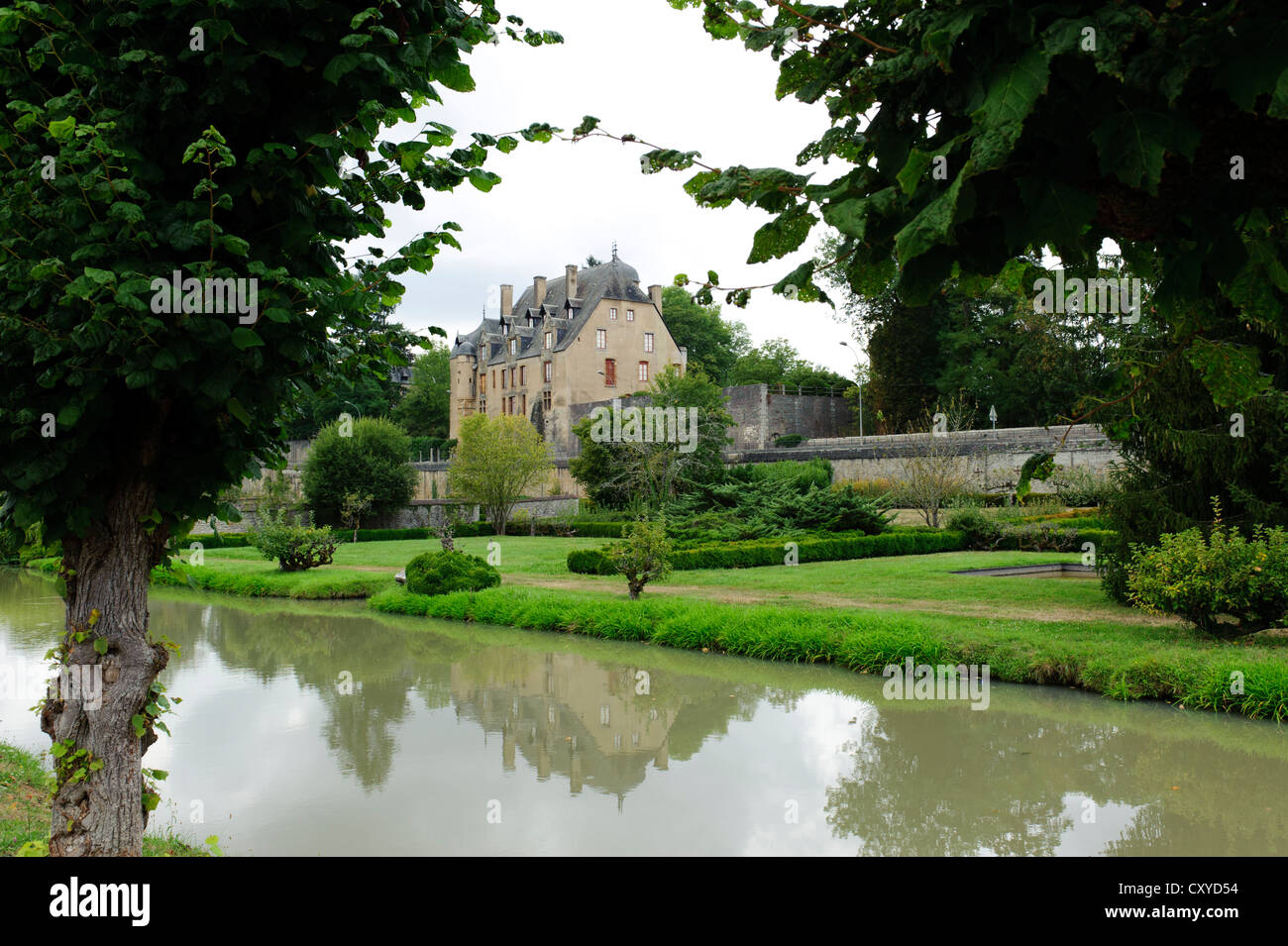 Chateau chatillon burgundy hi-res stock photography and images - Alamy