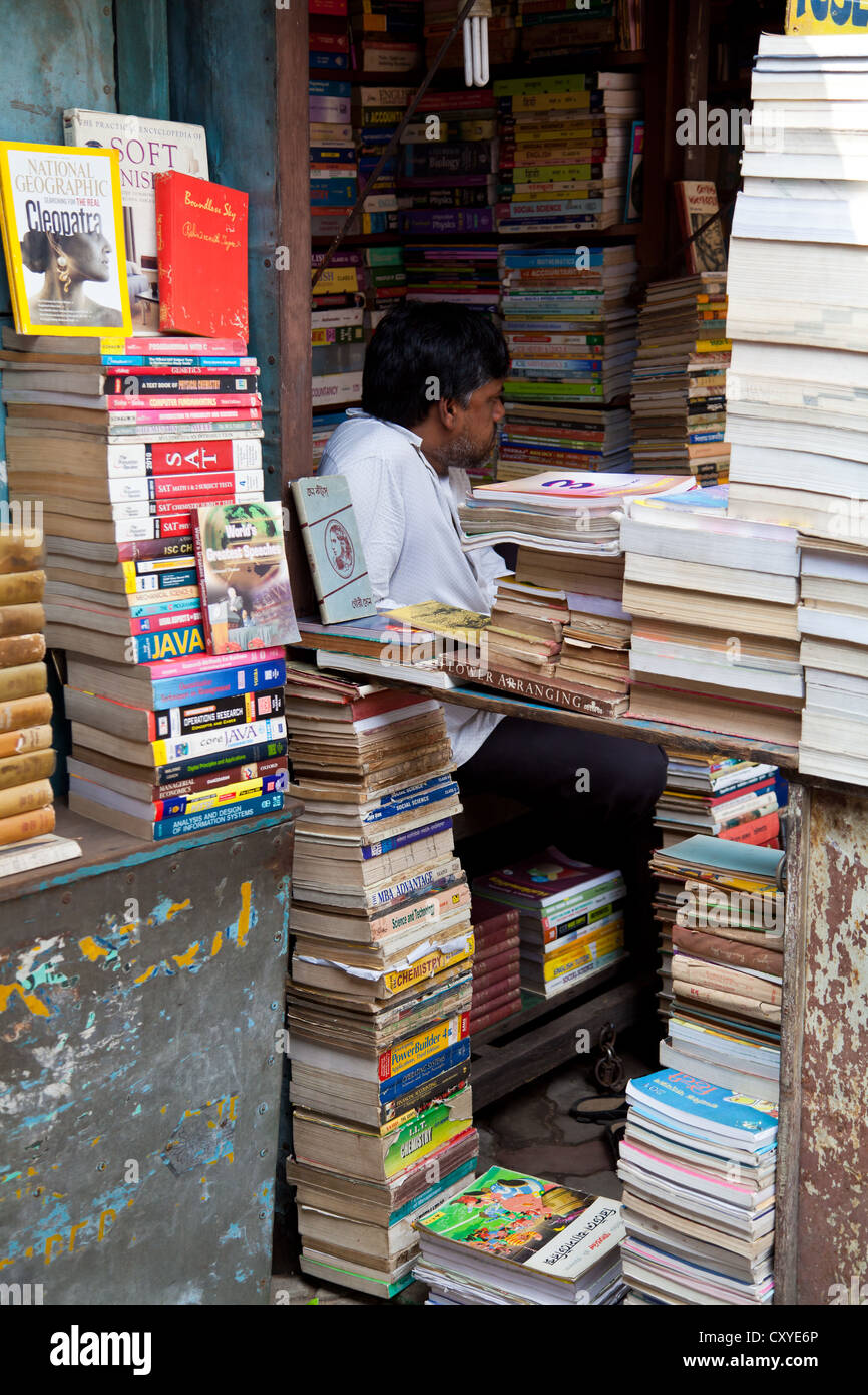 Indian bookshop bookstore india hi-res stock photography and images - Alamy