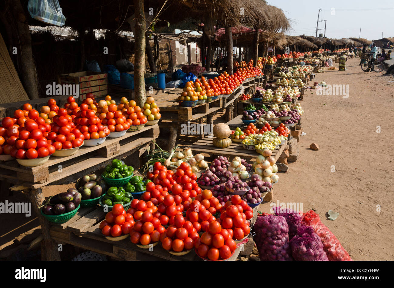 Side road fresh vegetable market. Kabwe. Zambia Stock Photo - Alamy