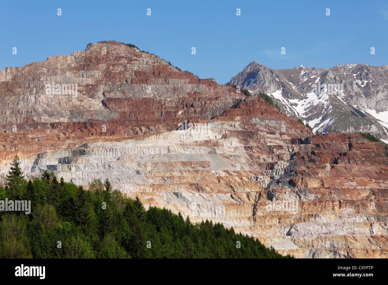 Raw iron ore hi-res stock photography and images - Alamy