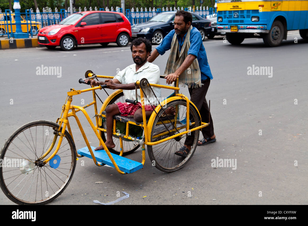 Rickshaw in Kolkata, India Stock Photo - Alamy