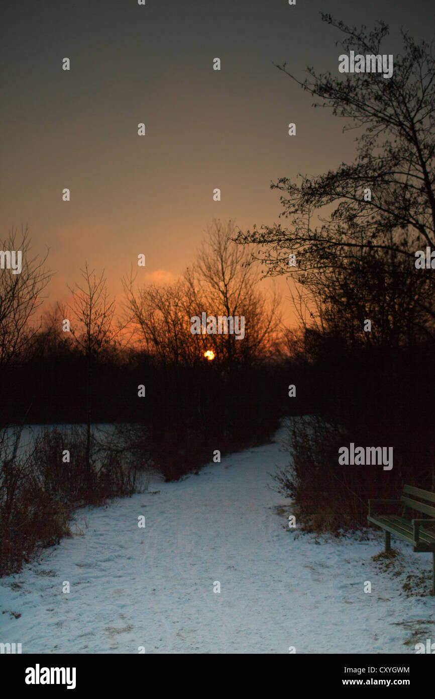 See the sun set hi-res stock photography and images - Alamy