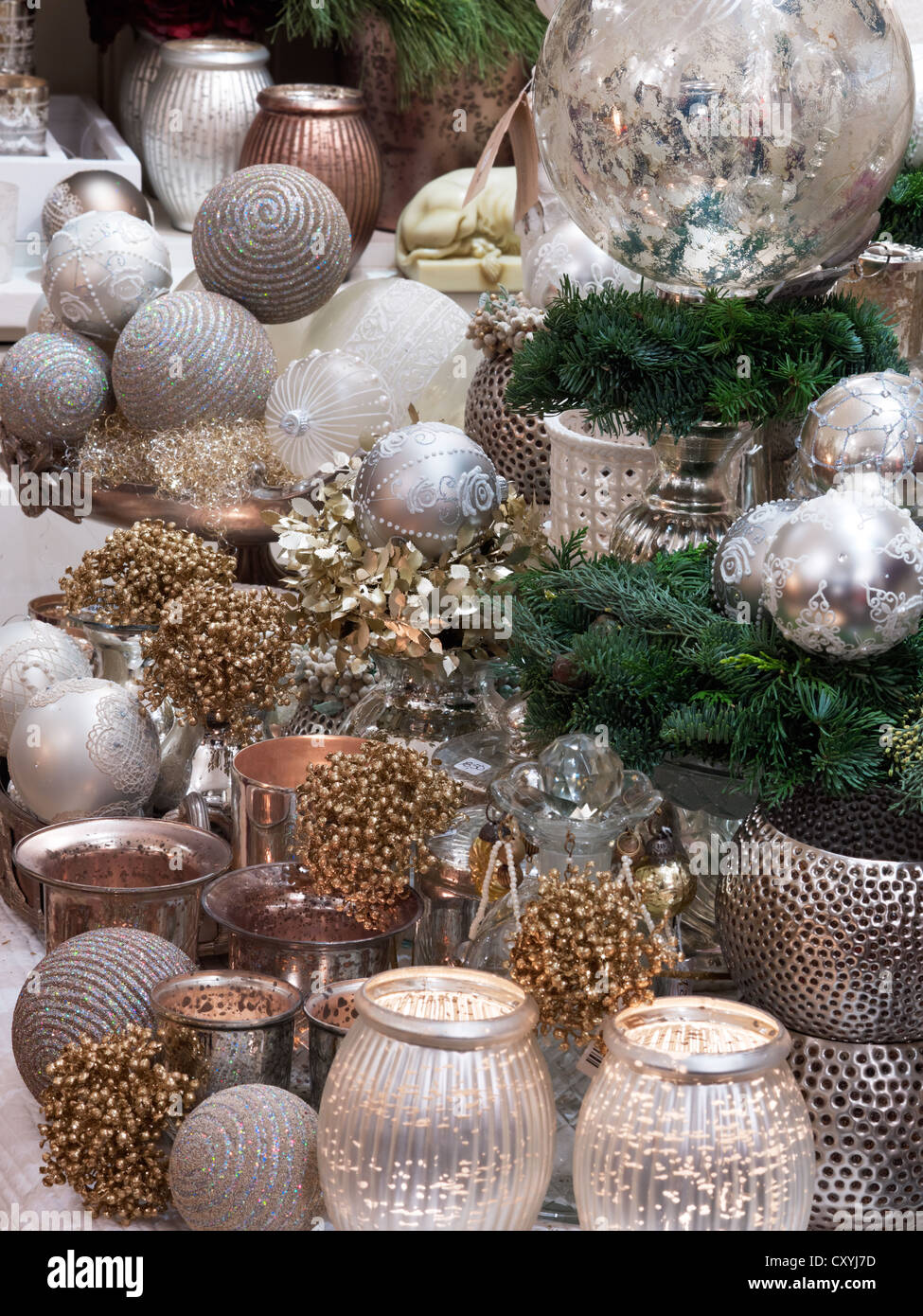 Christmas accessories hi-res stock photography and images - Alamy