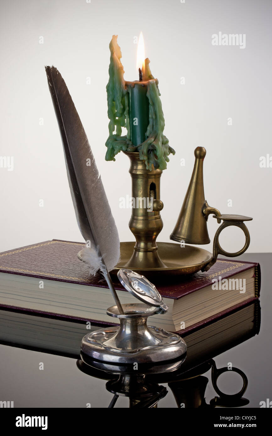 Traditional office antique writing desk hi-res stock photography and ...