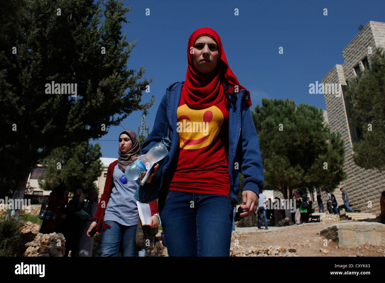 Palestinian students in Al Quds university in Abu Dis a Palestinian ...