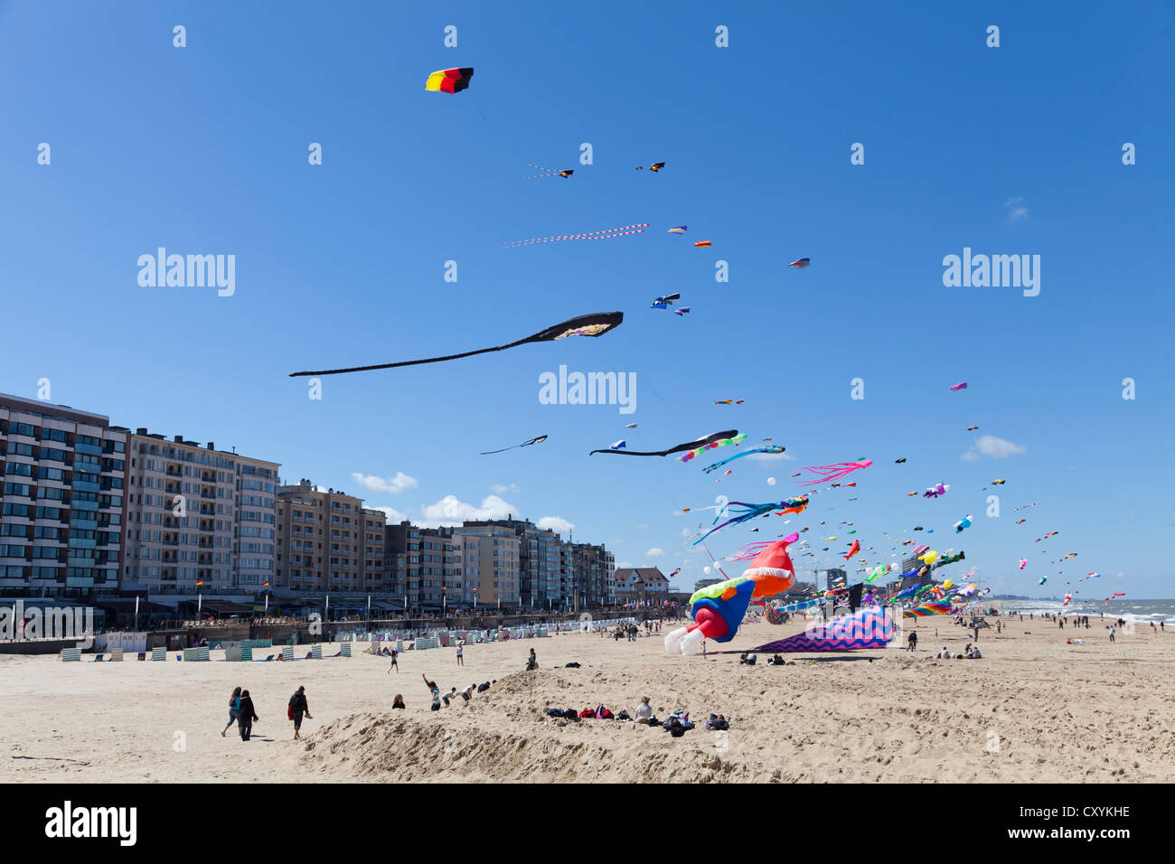 Ostend promenade belgium hi-res stock photography and images - Alamy