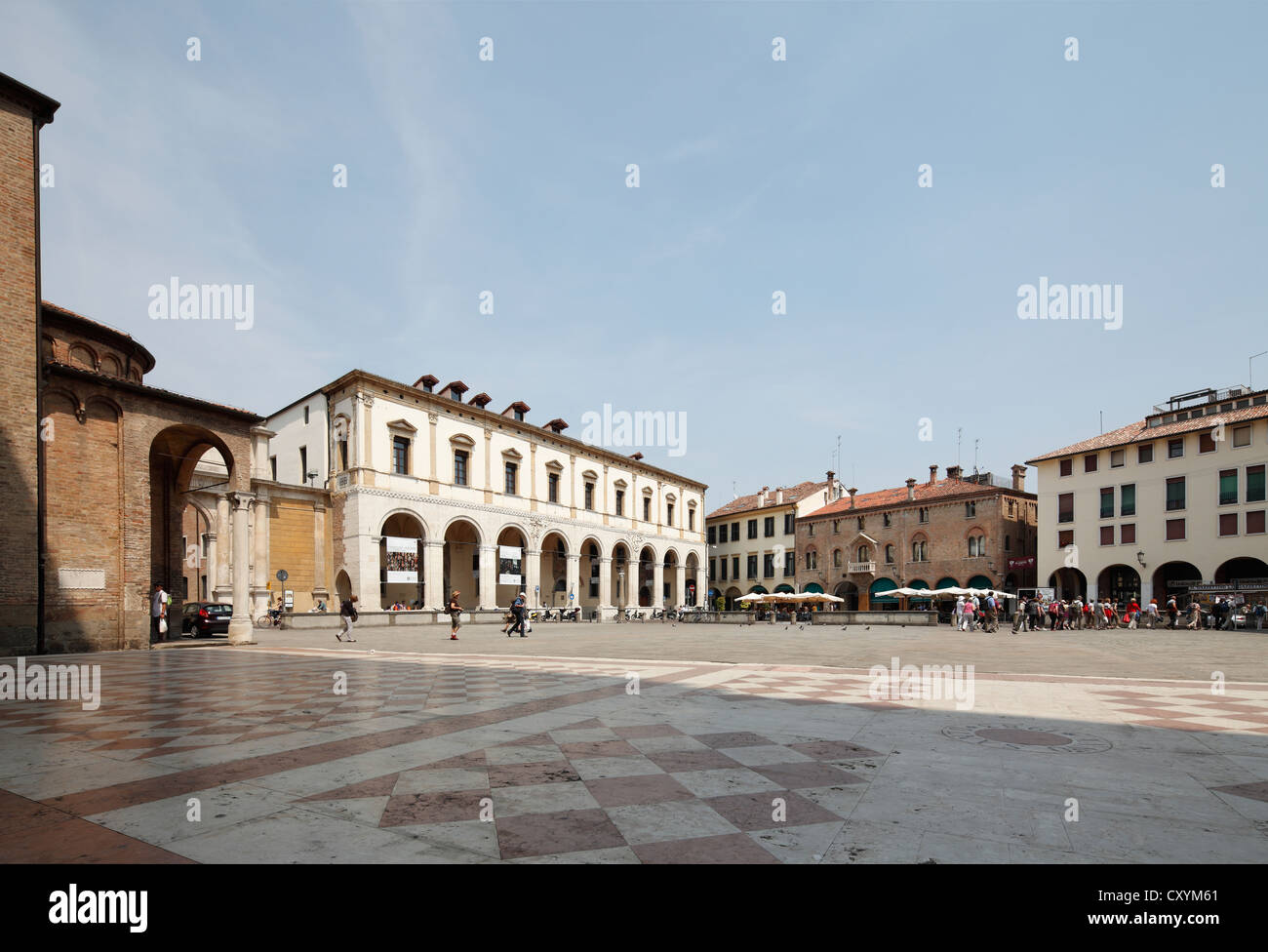 Piazza duomo square padua padova hi-res stock photography and images ...