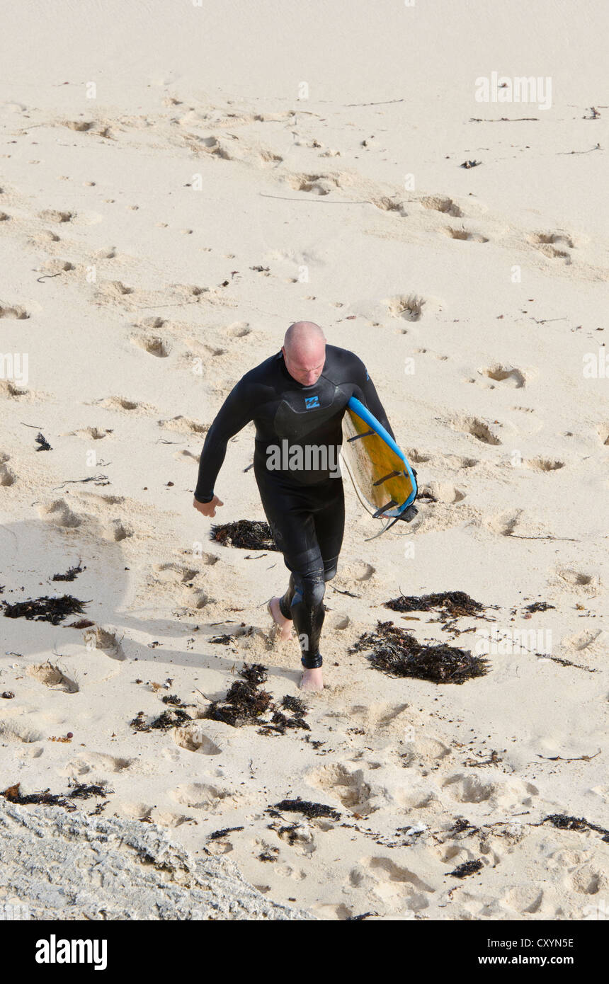 Middle aged australian surfer hi-res stock photography and images - Alamy