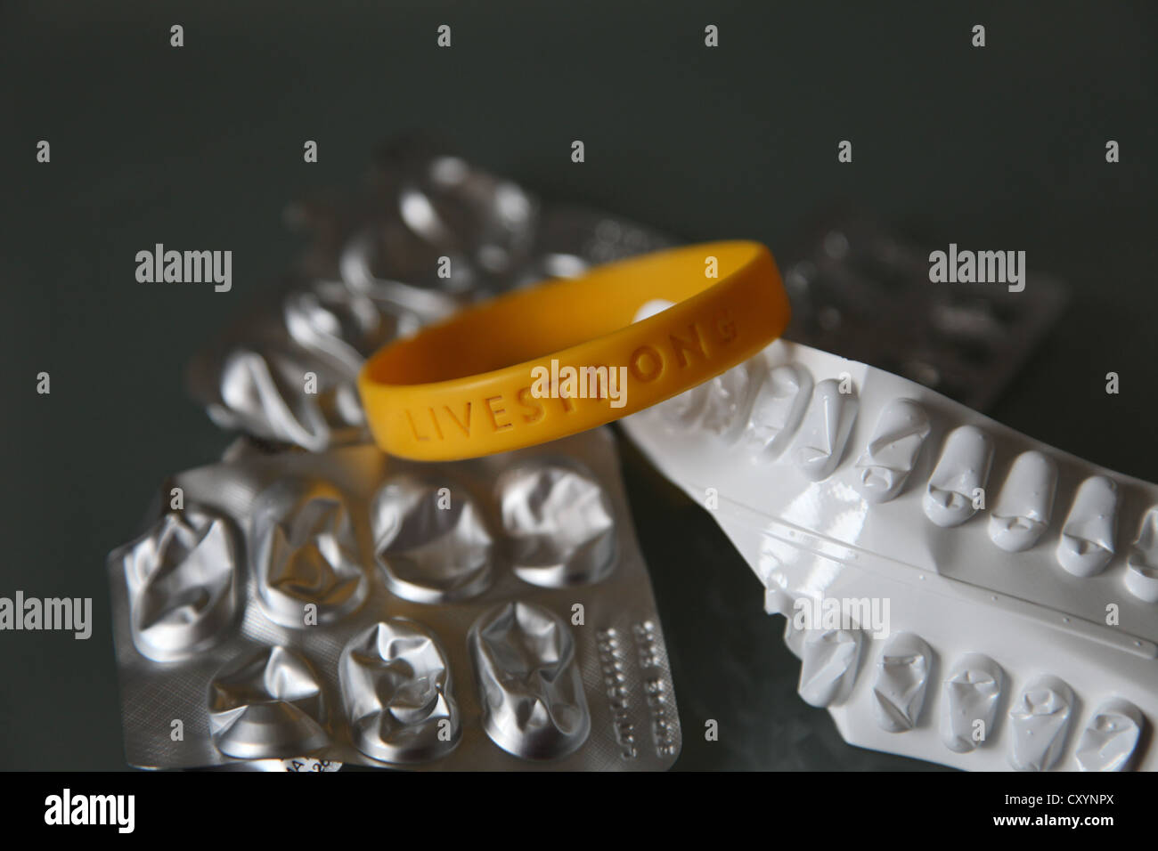 Livestrong hi-res stock photography and images - Alamy