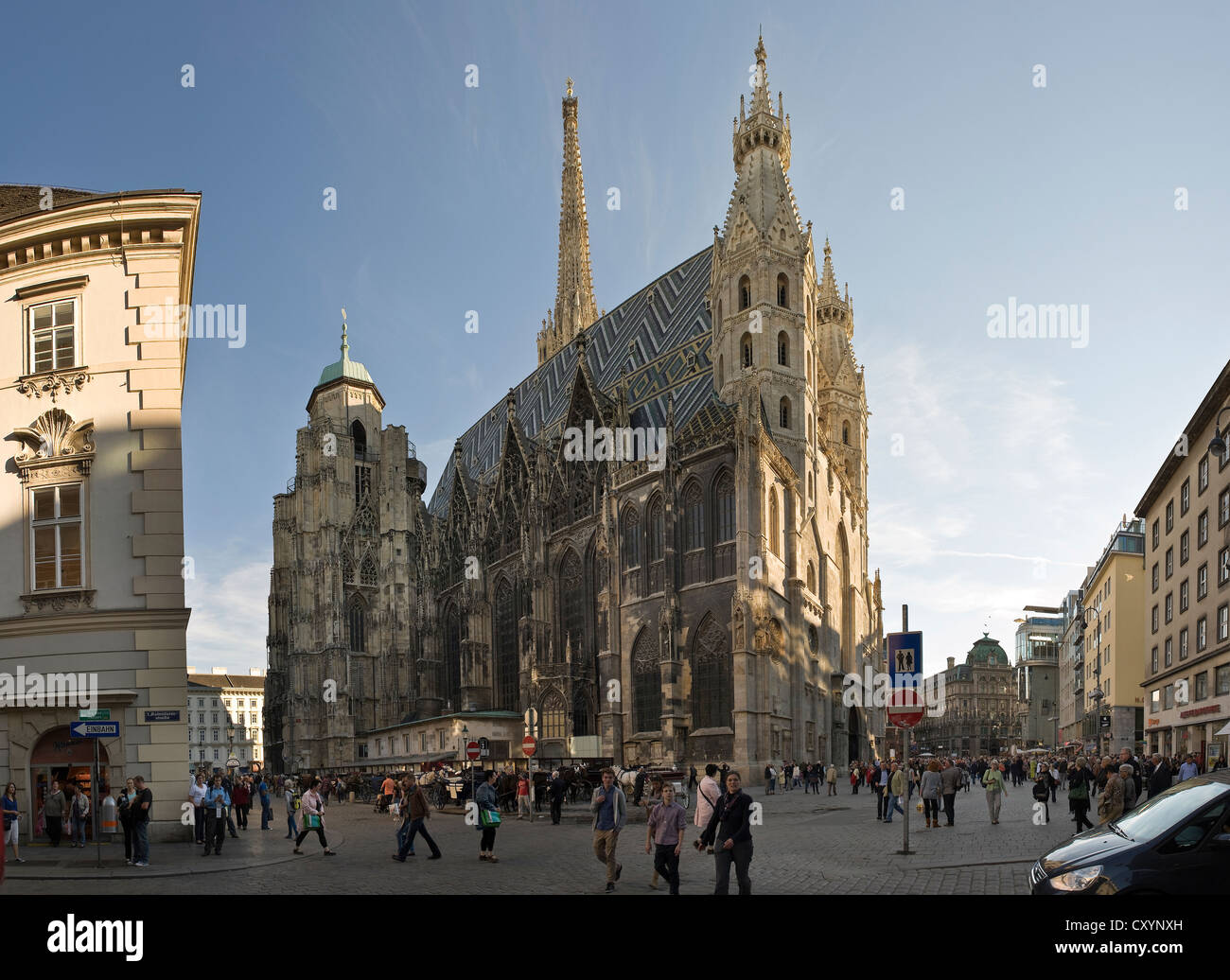 St stephens cathedral hi-res stock photography and images - Alamy