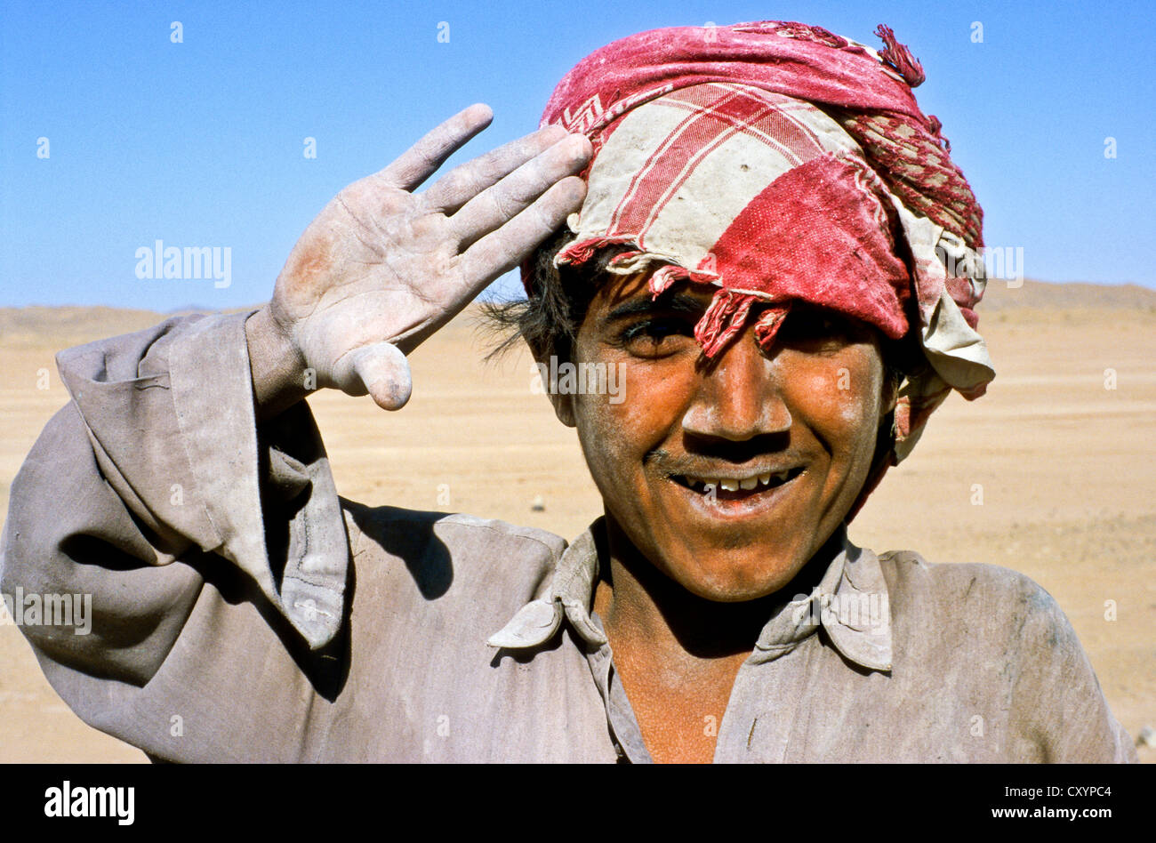 Road worker, road construction on the road between Taftan and Quetta ...