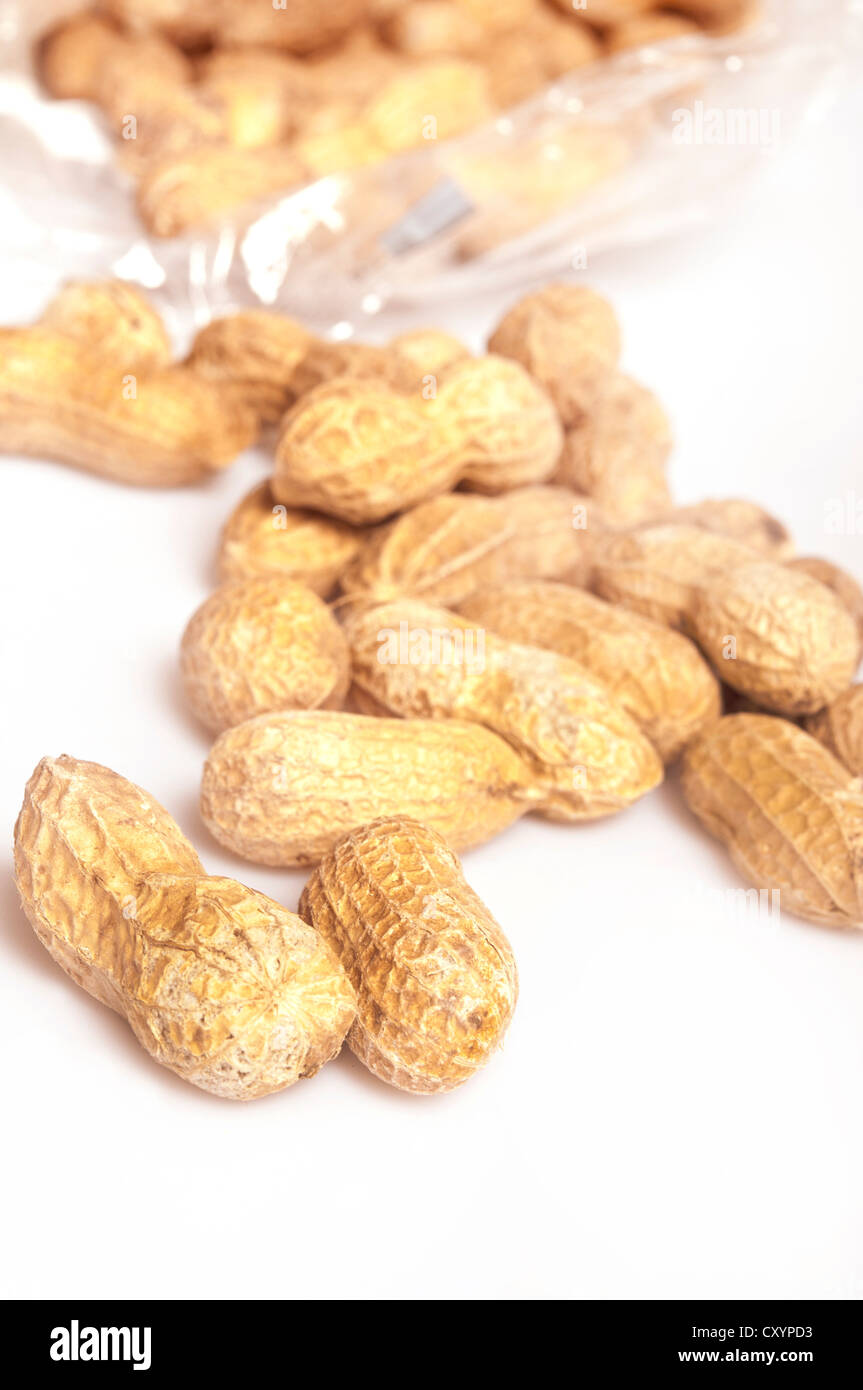 Peanuts out hi-res stock photography and images - Alamy