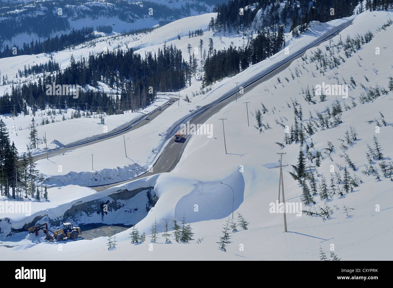 Cars and bus coming and going to Mount Washington Ski Resort, Comox ...