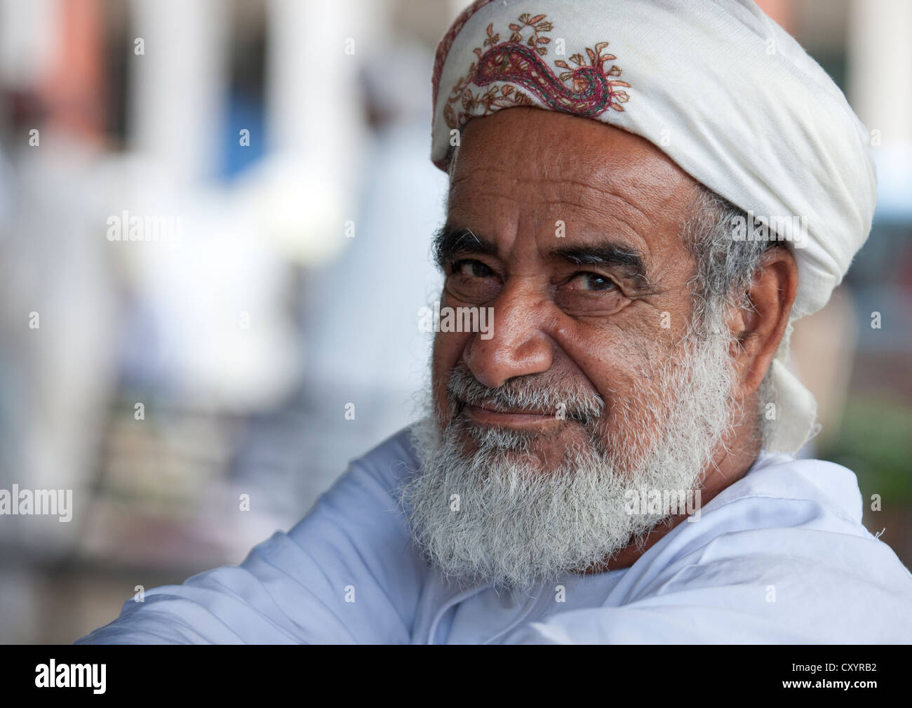 Old Man In Traditional Costum, Sinaw, Oman Stock Photo - Alamy