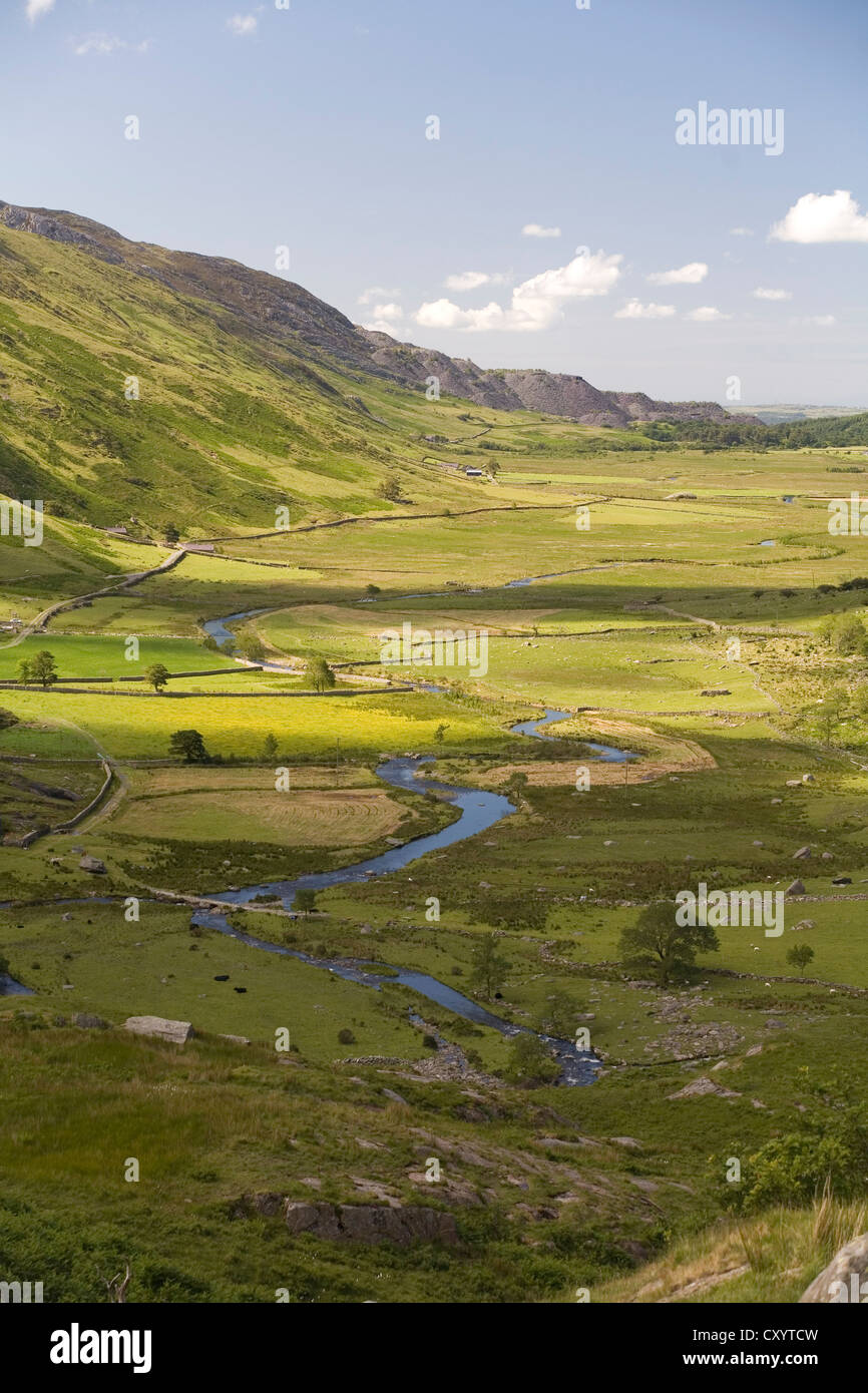 Pass of llanberis hi-res stock photography and images - Alamy