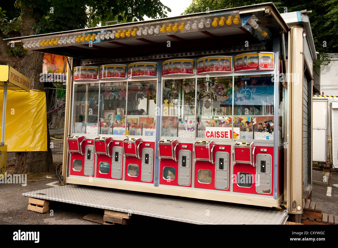 Toy Machines Stock Photos & Toy Machines Stock Images - Alamy