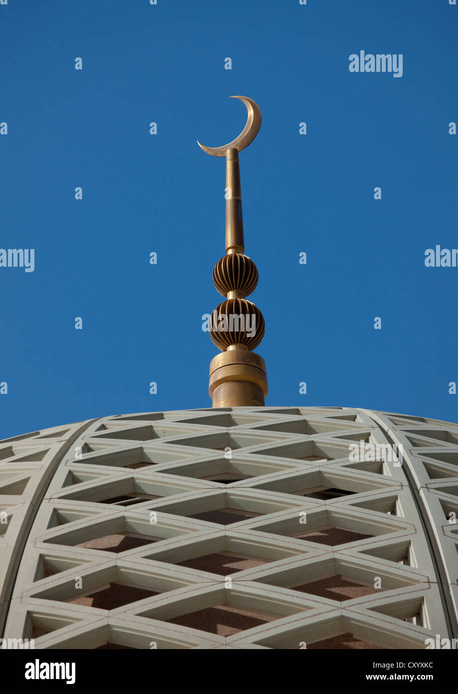 The Moon Symbol On The Top Of Sultan Qaboos Grand Mosque, Muscat, Oman ...