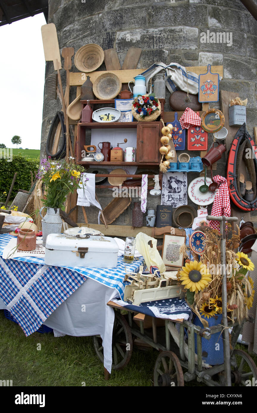 Traditional exhibition hi-res stock photography and images - Alamy