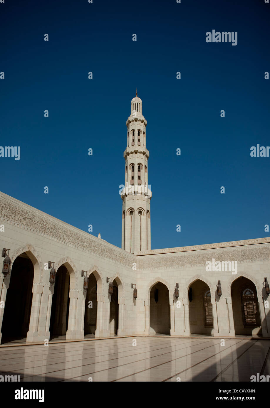 White Minaret In Sultan Qaboos Grand Mosque, Muscat, Oman Stock Photo ...