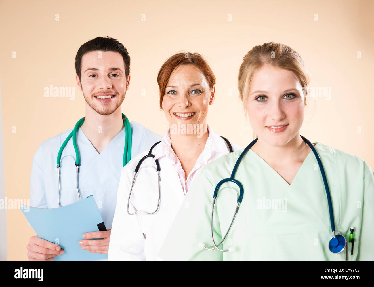 Medical staff with friendly smiles Stock Photo - Alamy