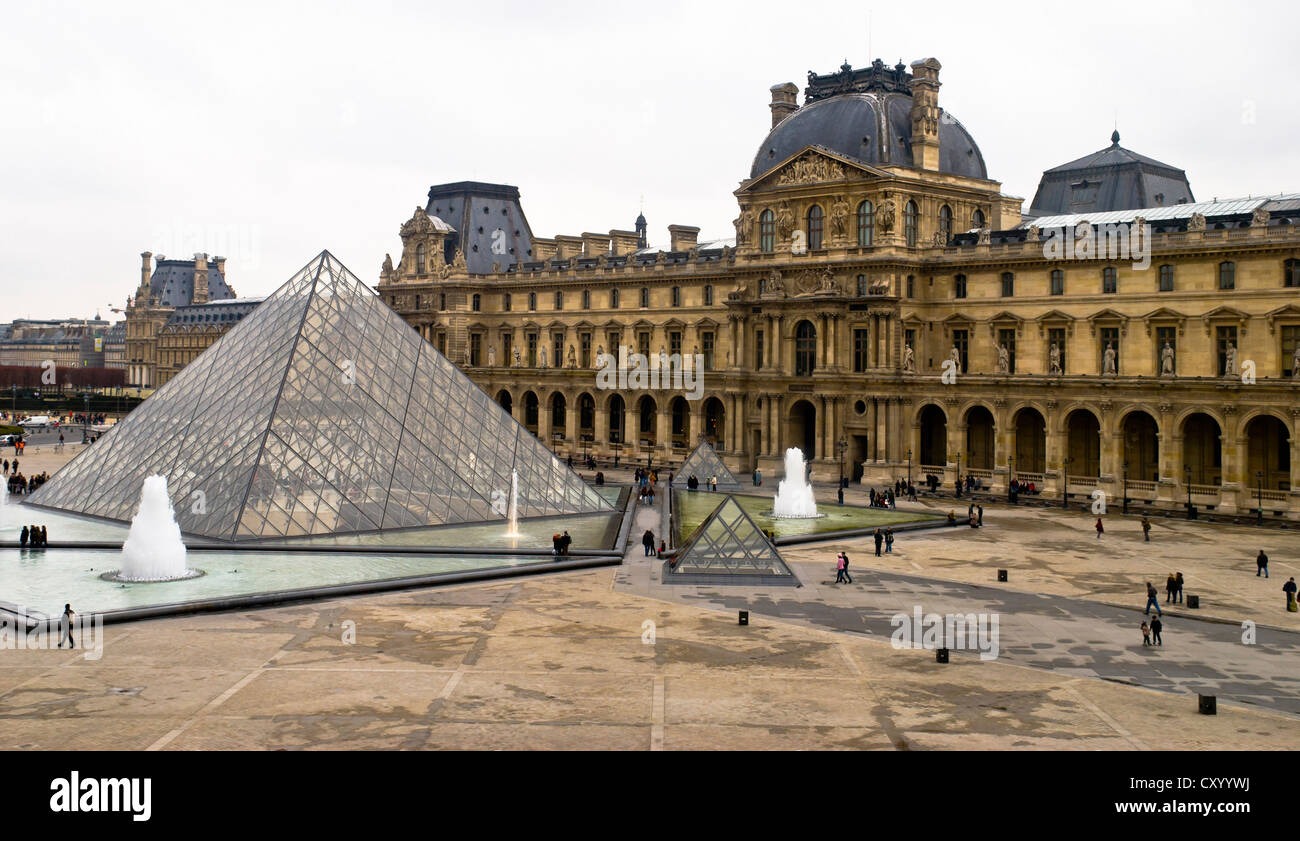 Louvre building hi-res stock photography and images - Alamy