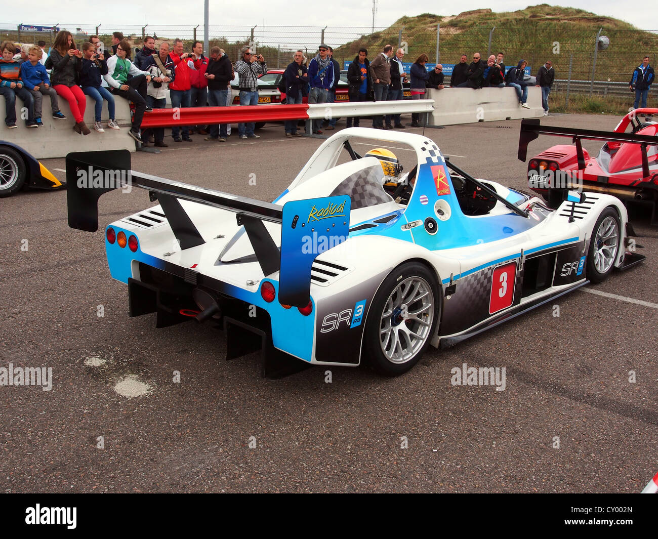 Radical Sr8