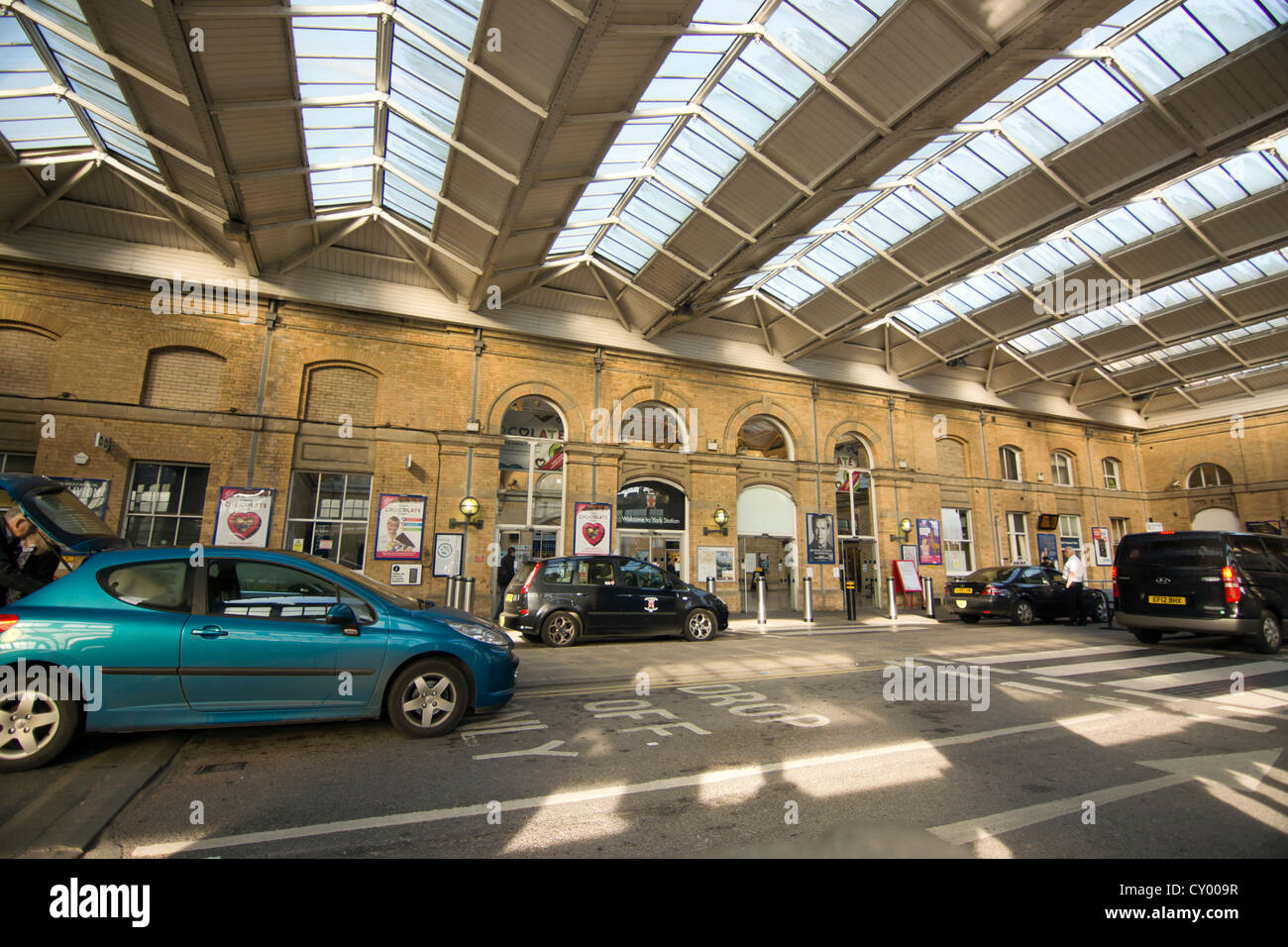 York Railway station Stock Photo - Alamy