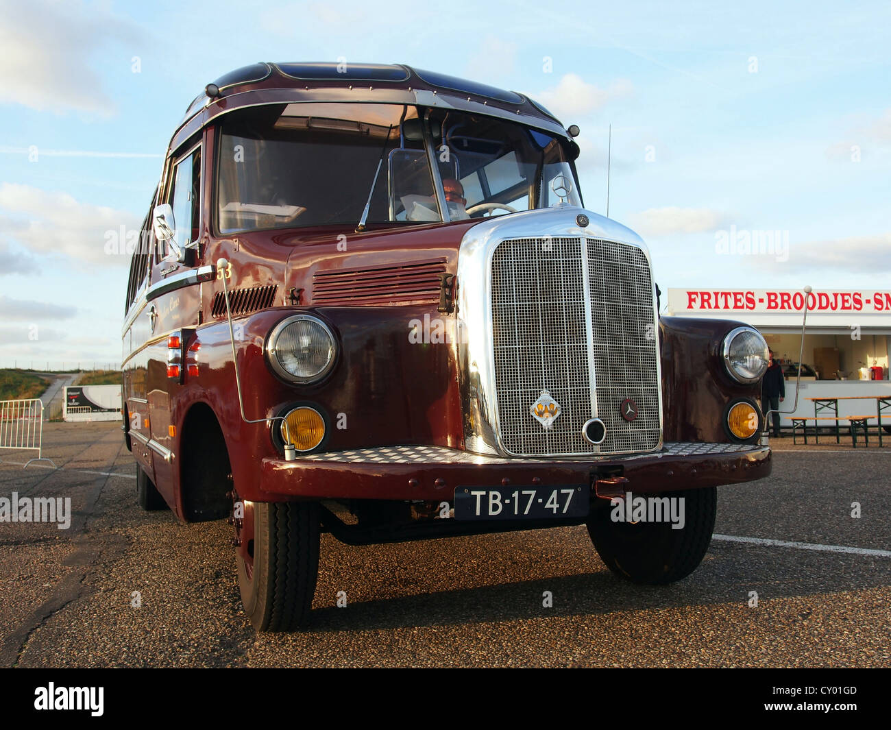 1959 Mercedes-Benz L312slash48 vintage bus Stock Photo - Alamy