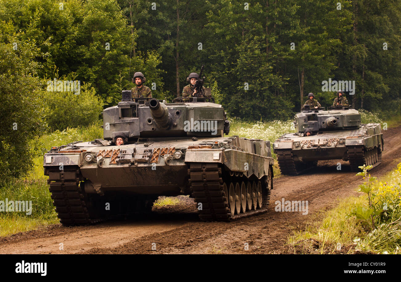 Leopard 2 A4 main battle tanks of the Finnish Army Stock Photo - Alamy