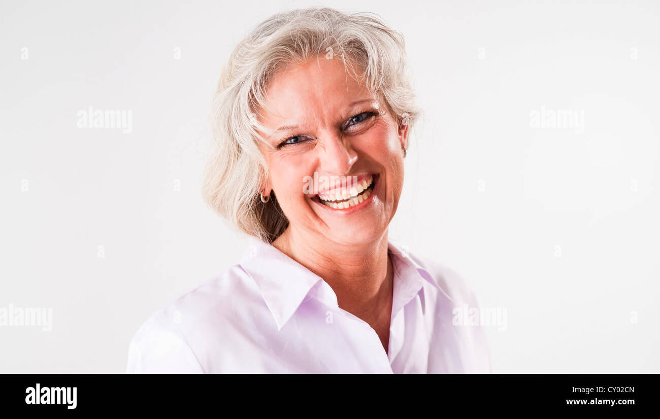 Smiling elderly woman, portrait Stock Photo - Alamy