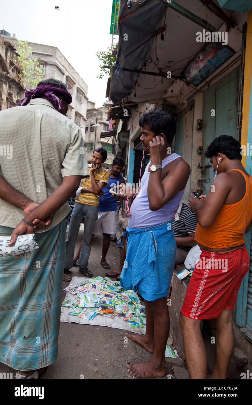 Typical Kolkata Street Scene High Resolution Stock Photography and ...