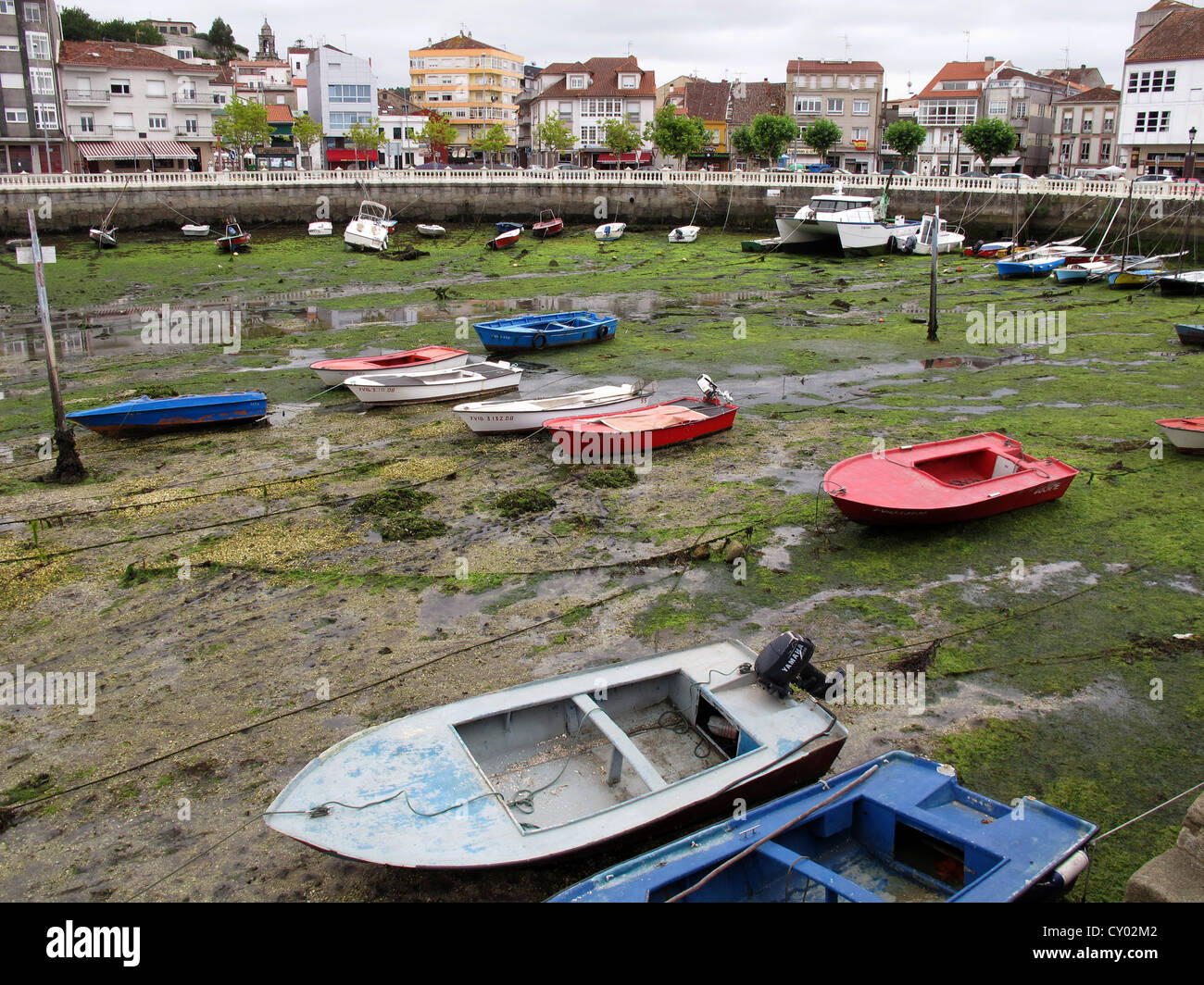 Vilagarcia de Arusa,little fishing harbour at low tide,Pontevedra ...