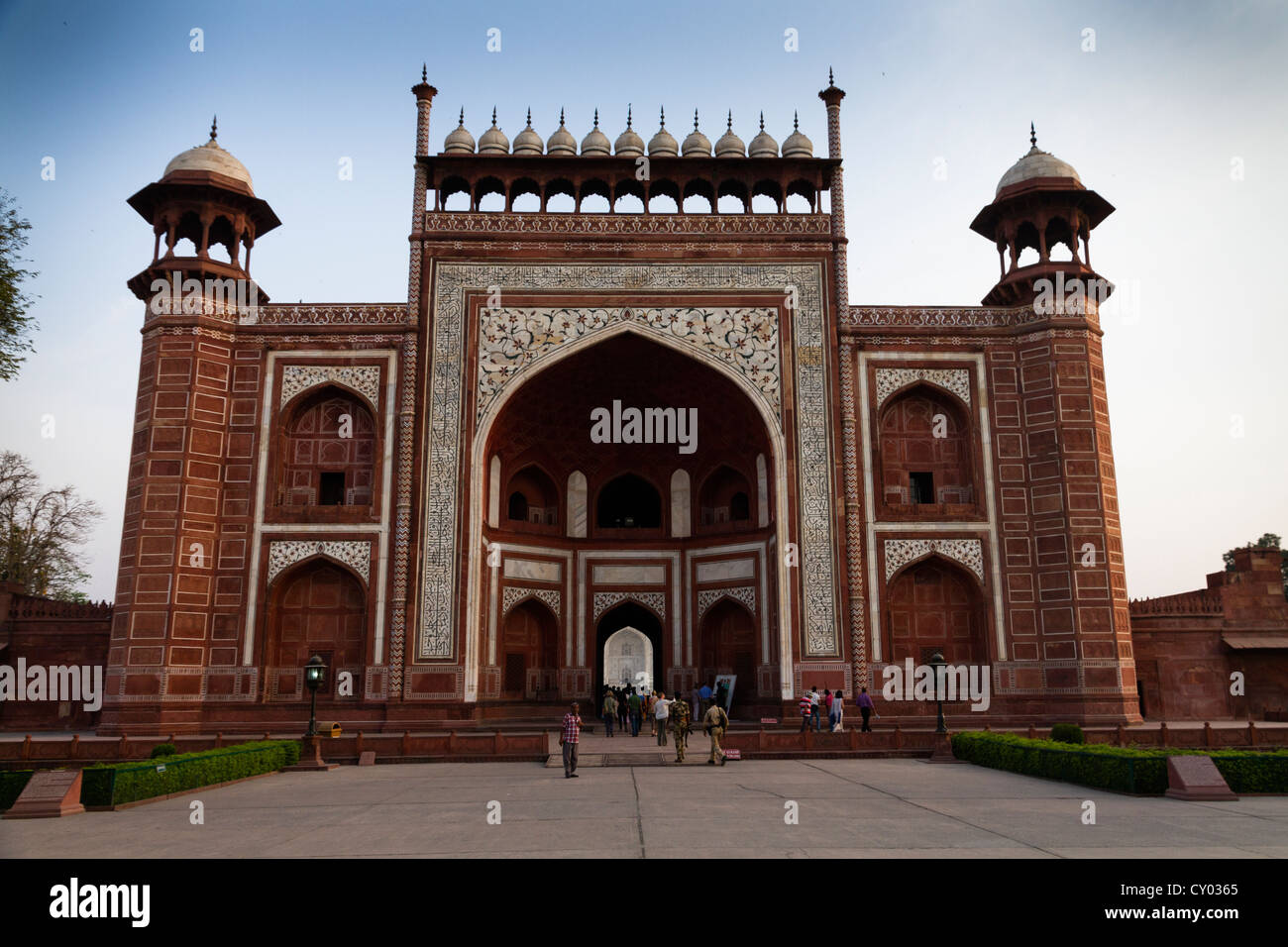 Taj mahal entrance gates hi-res stock photography and images - Alamy