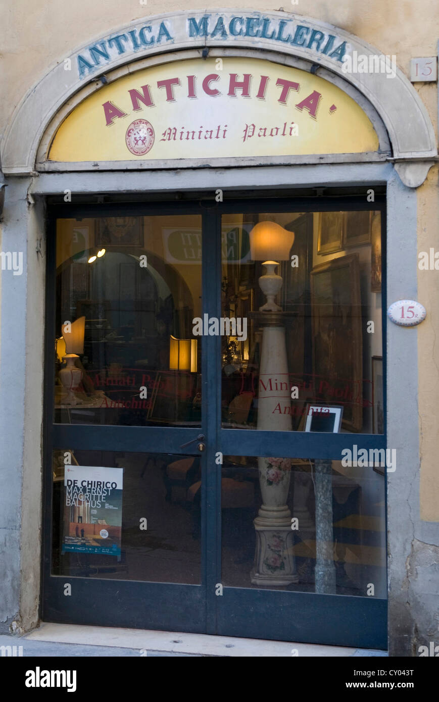 Florence antiquarian hi-res stock photography and images - Alamy