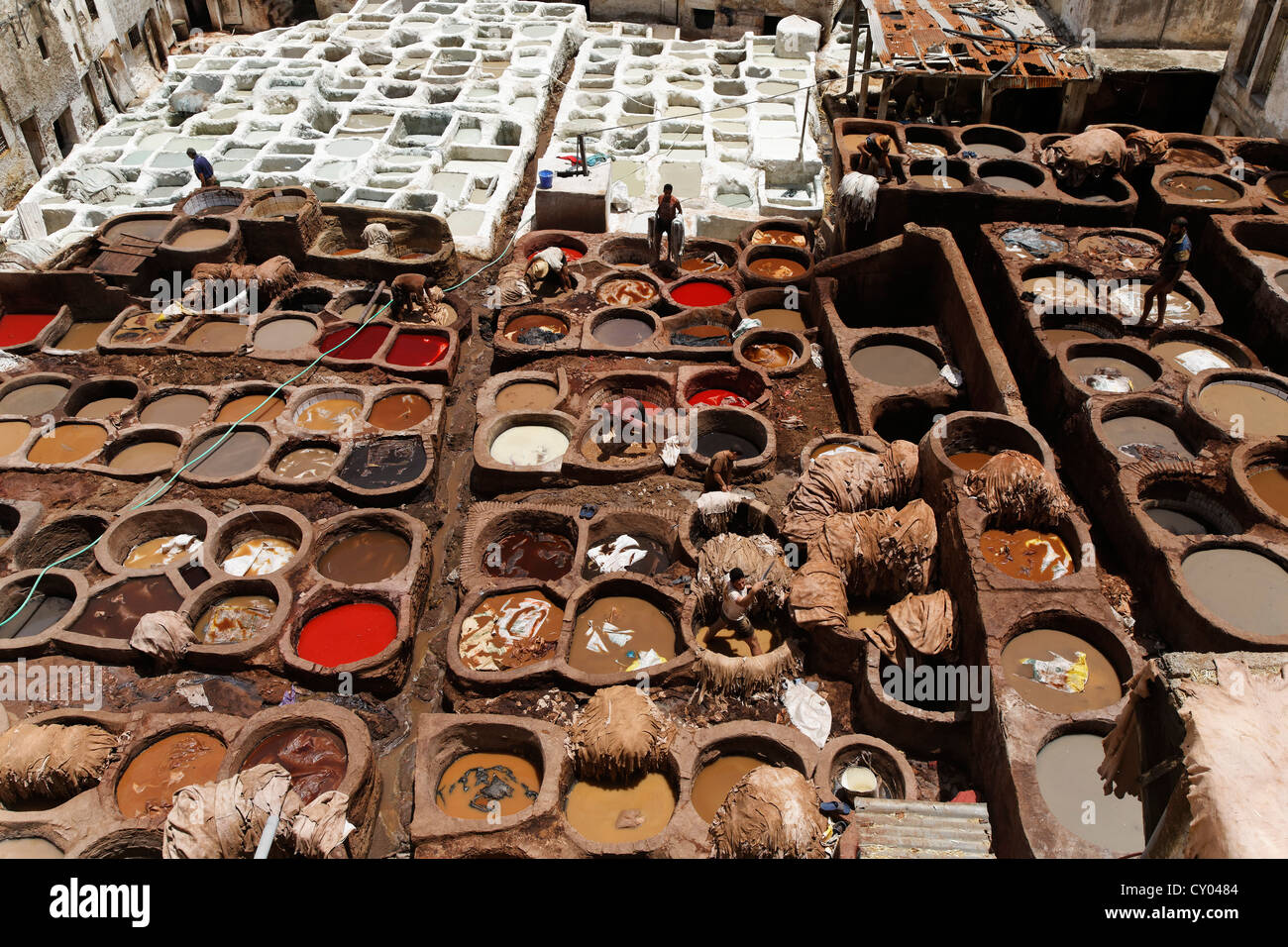 Colour dyeing vats hi-res stock photography and images - Alamy