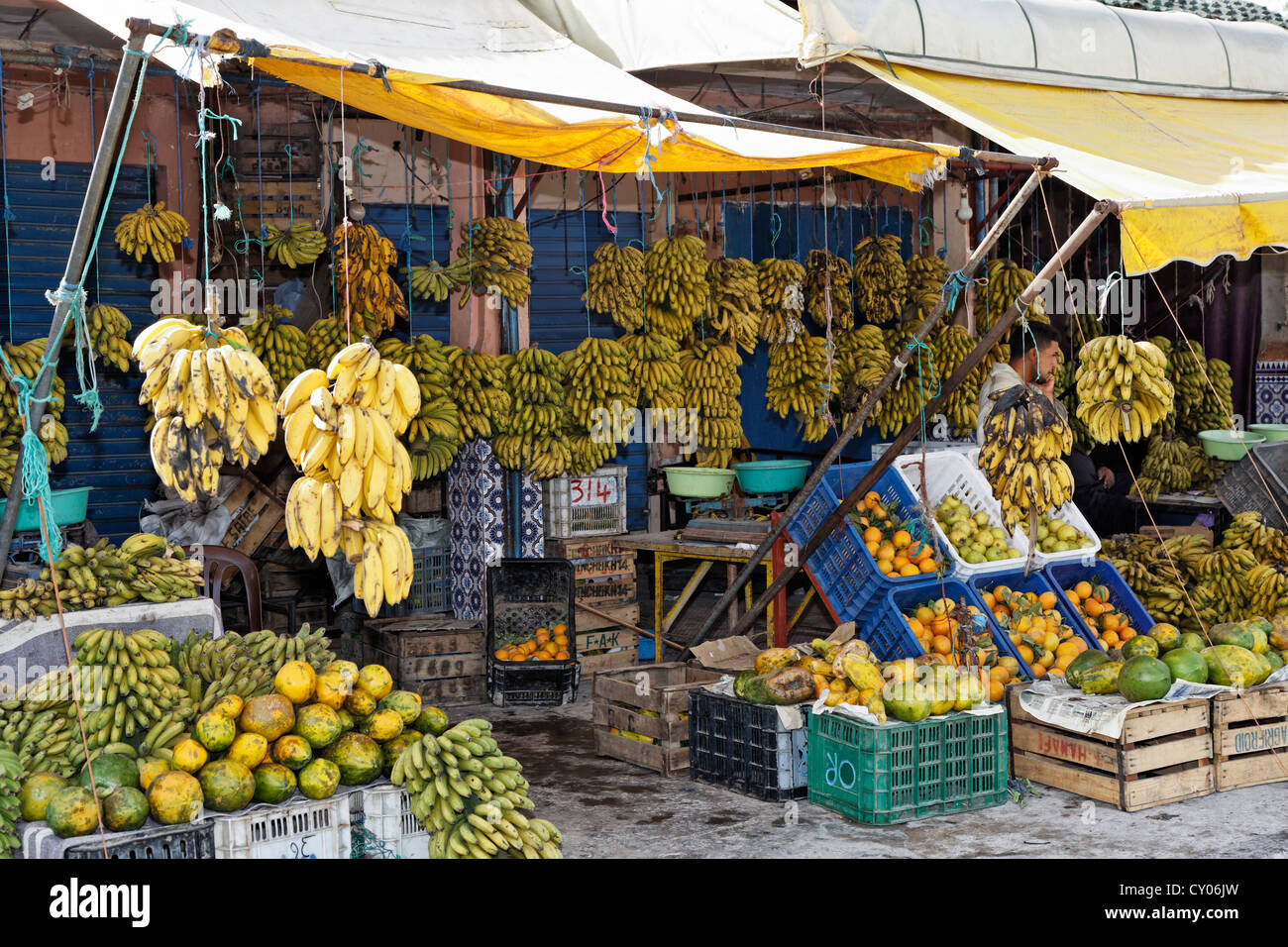 Agadir market hi-res stock photography and images - Alamy
