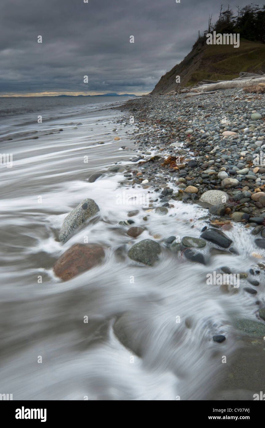 Stormy shoreline at Fort Ebey State Park, Whidbey Island, Washington ...