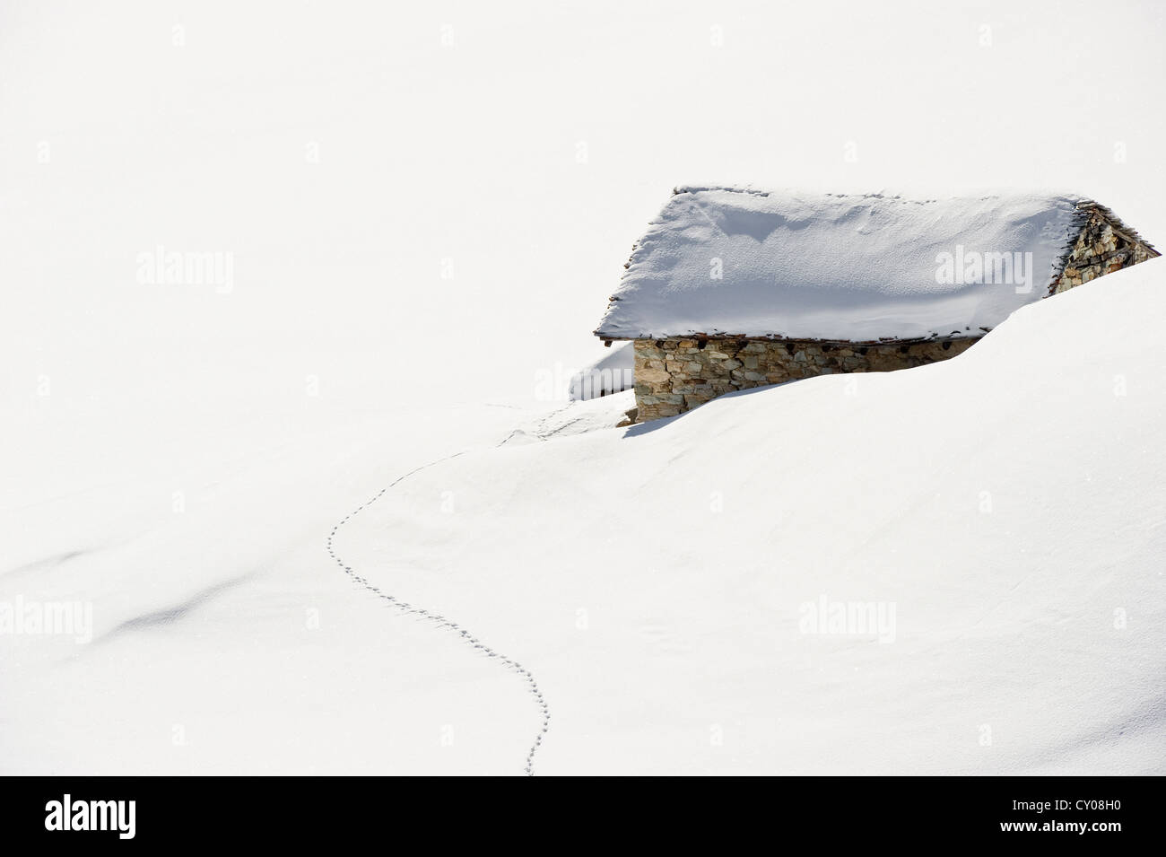 Cabin snow french alps hi-res stock photography and images - Alamy